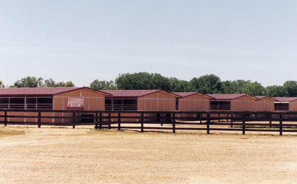 Commercial Barns | Professional Equine Facilities | MDBarnmaster.com