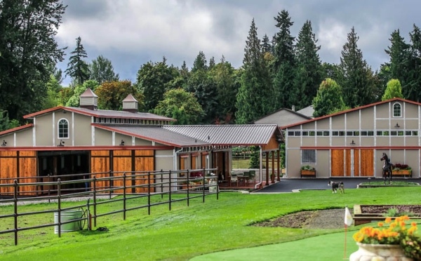 Custom Barns and Professional Equestrian Facilitites | MDBarnmaster.com