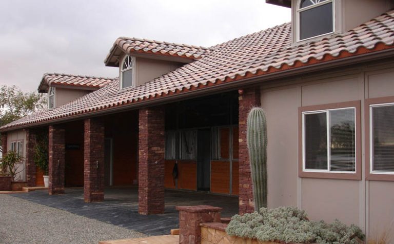 Custom Barns and Professional Equestrian Facilitites | MDBarnmaster.com