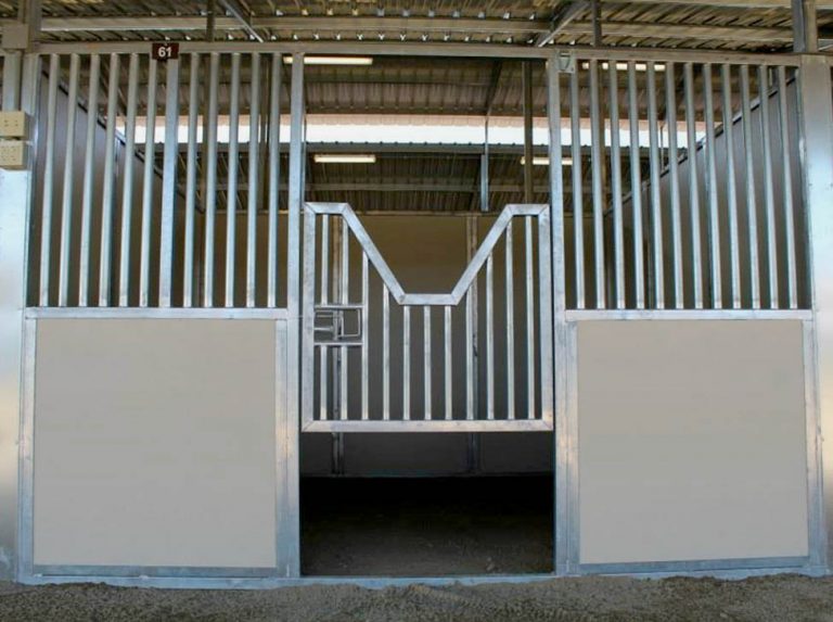 Estate Stall Fronts & Walls - MD Barnmaster - Build a Better Barn