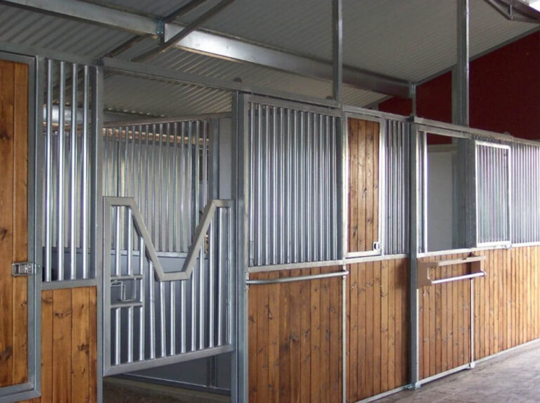 Stall Divider Walls - MD Barnmaster - Build a Better Barn